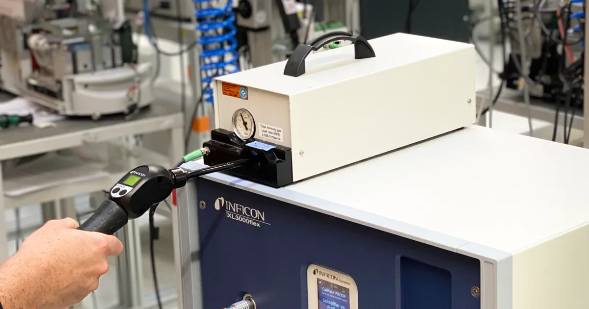 Automatic Calibration of XL3000flex Leak Detector | INFICON